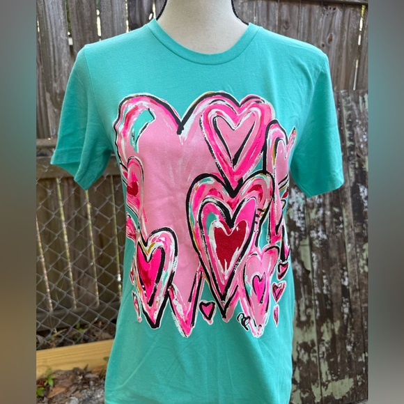 Tops | Texas True Threads Womens Heart Graphic Tshirt Teal And Pink ...